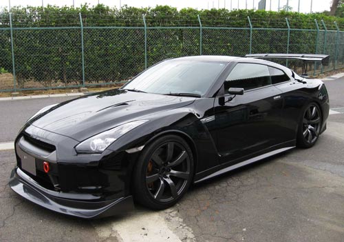 Love or Hate?: Voltex Type V GT Wing On GT-R | MotorworldHype
