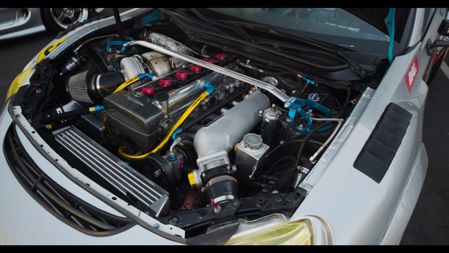 2JZ vs RB26: Which Is Better? [VIDEO] | MotorworldHype